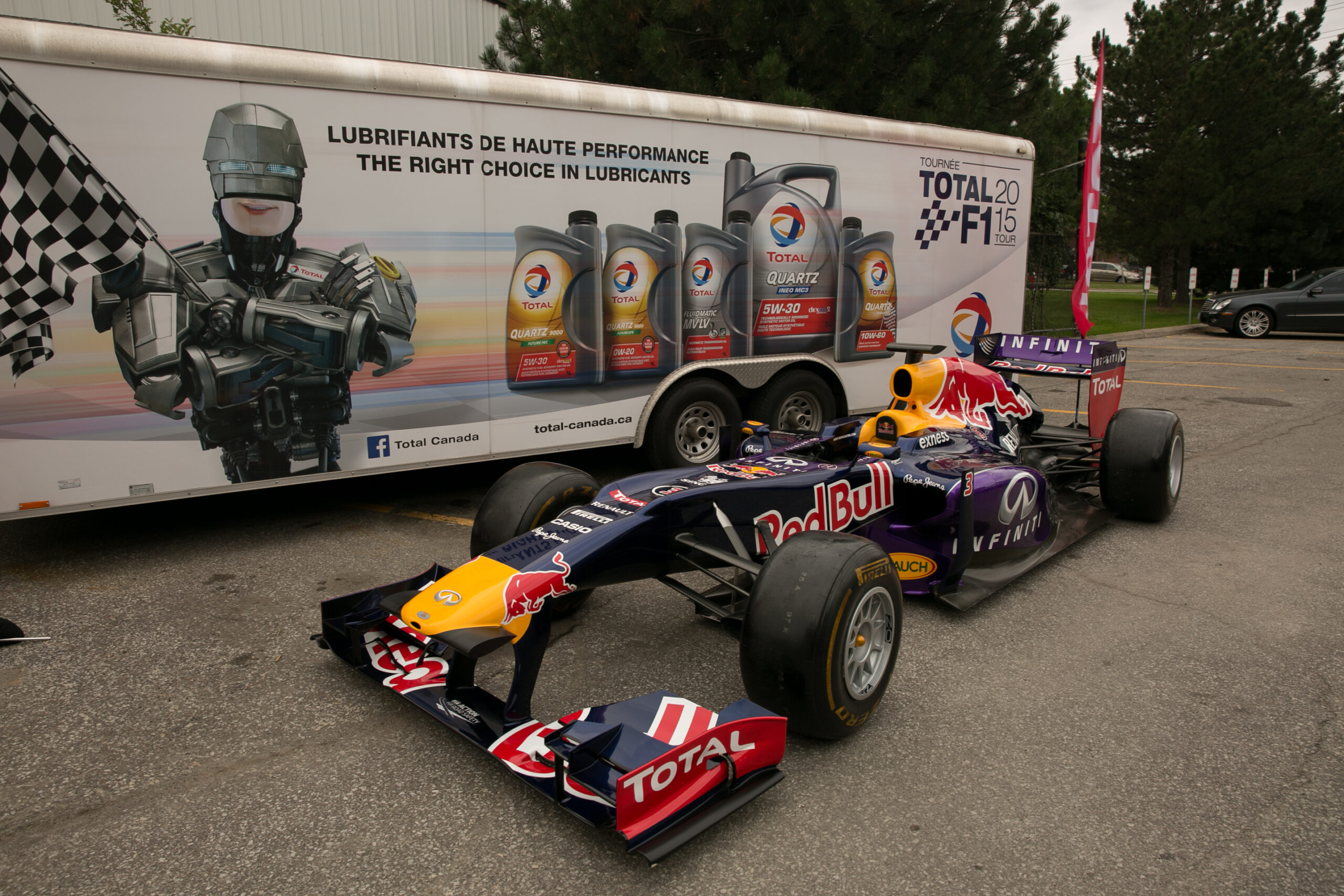 Redbull F1 Car Open House - Robinson Automotive